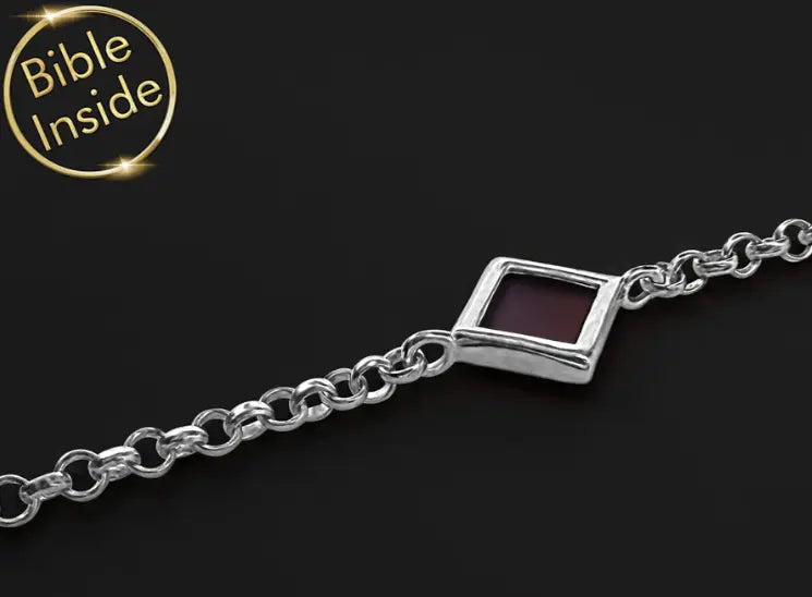 White Gold Bracelet: Timeless Elegance for the Modern Woman